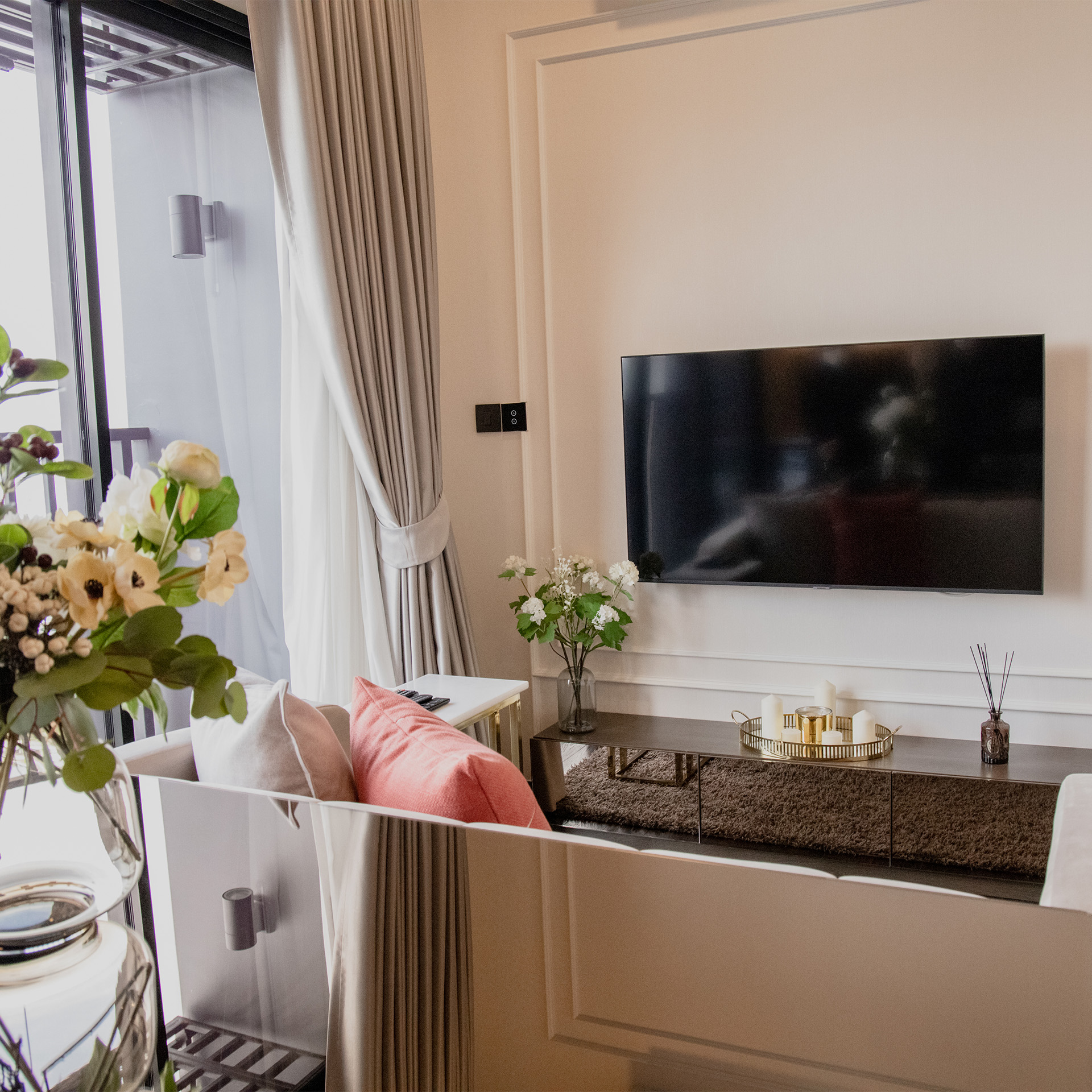 Hampton Residence Thonglor, Live The Extraordinary Life